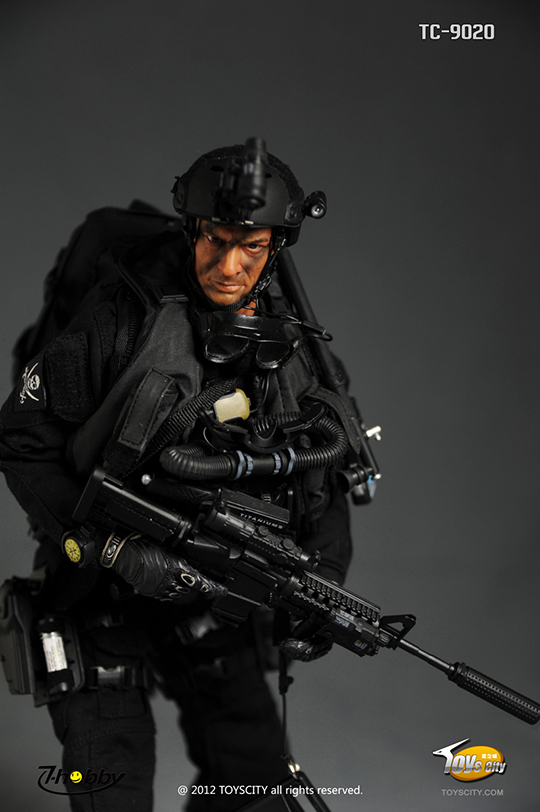Dragon-Models.de | U.S. NAVY SEAL SDVT-1 - Combat Diver | Online kaufen
